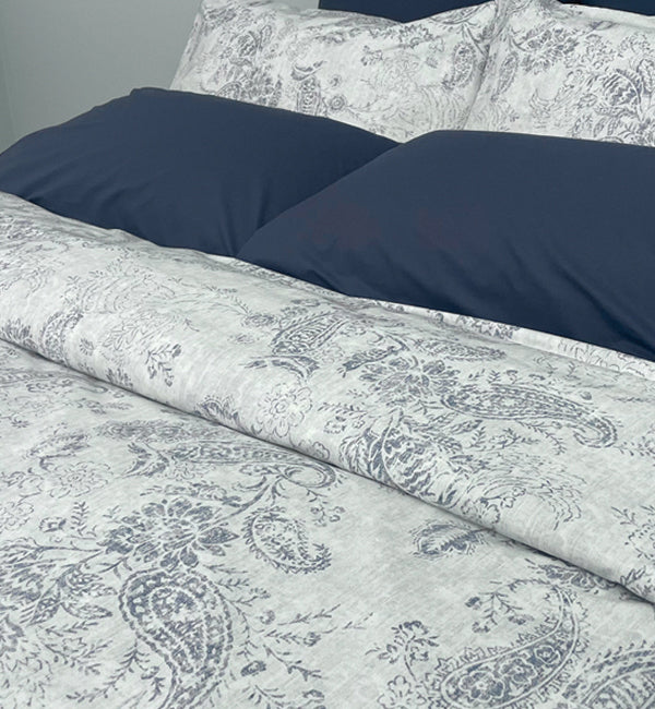 Vintage Paisley by Cuddle Down Bedding - Made In Canada Woven in Portu ...
